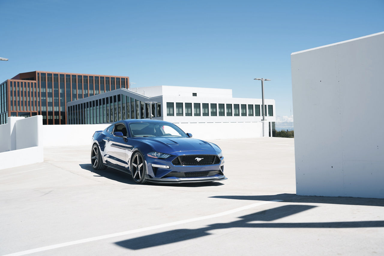2020 Ford Mustang - Niche MODENA - Black | Wheel Pros